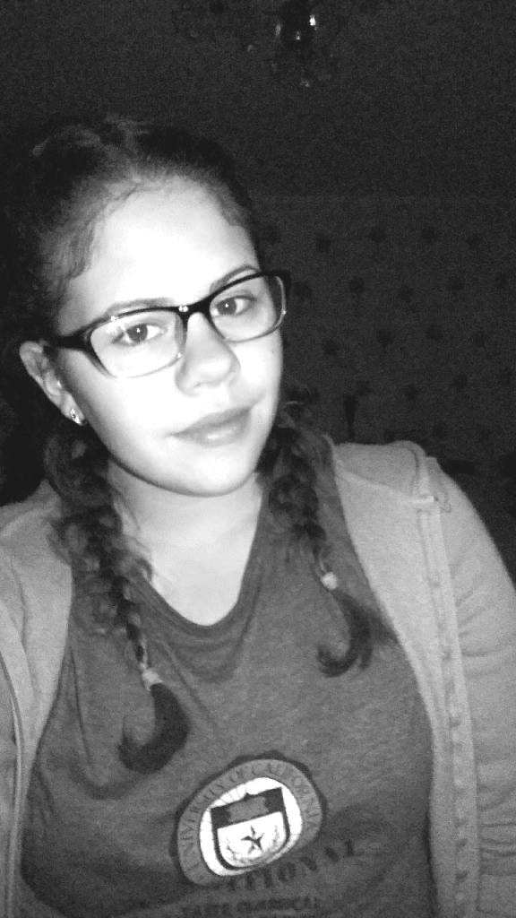 alexandra-vlas-web | LOGO paper