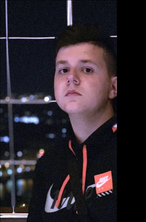 ARMIN CHEREGI: Avantajele practicării sportului | LOGO paper