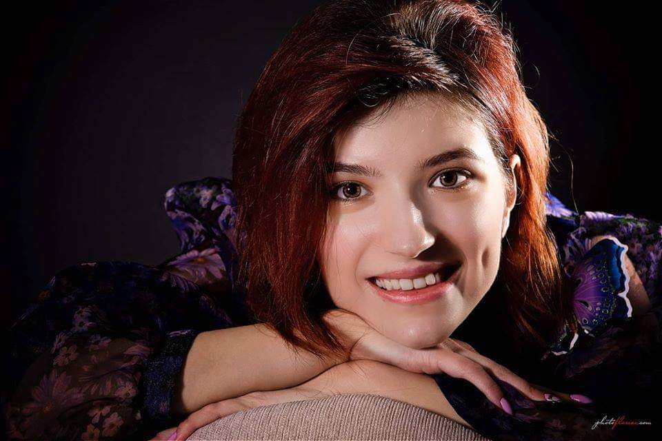 IOANA: Parfum de copilărie eternă | LOGO paper