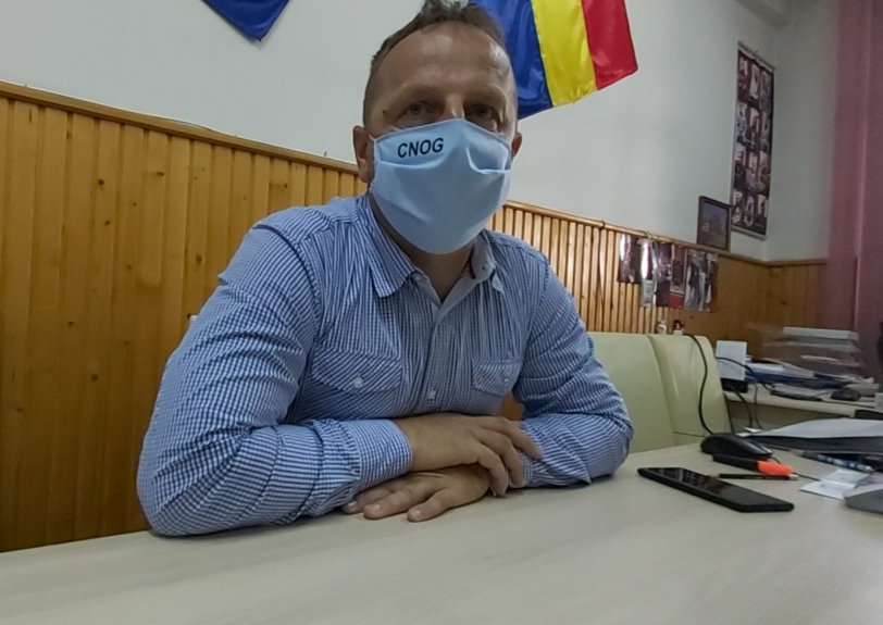 Interviu la ceas de nou an şcolar | LOGO paper