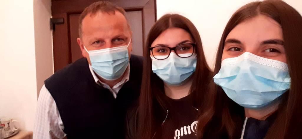 ANTONIA & ALEXANDRA: „Onisifor Ghibu ar fi mândru să ne vadă școala ...