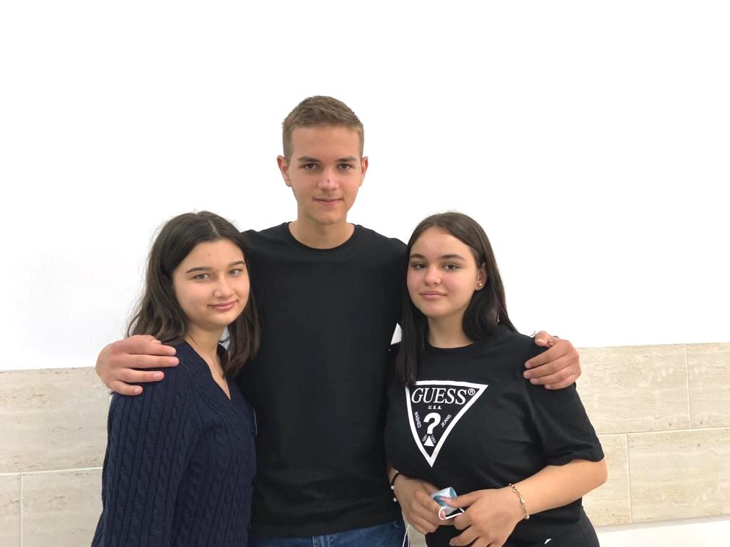 Ionuț e o vedetă populară! | LOGO paper